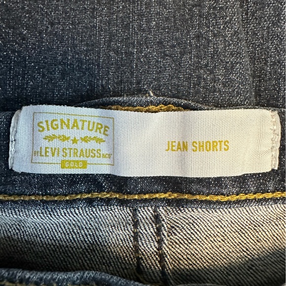 Signature by Levi Strauss | Shorts | Levi Signature Gold Jean Shorts ...